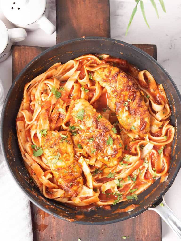 Chicken Curry Pasta - Pepper Bowl