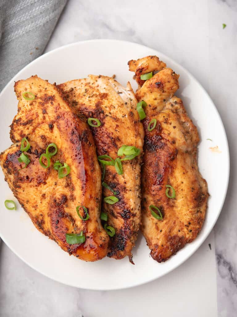 Baked Thin Chicken Breasts(Juicy and Tender Every Time) - Pepper Bowl